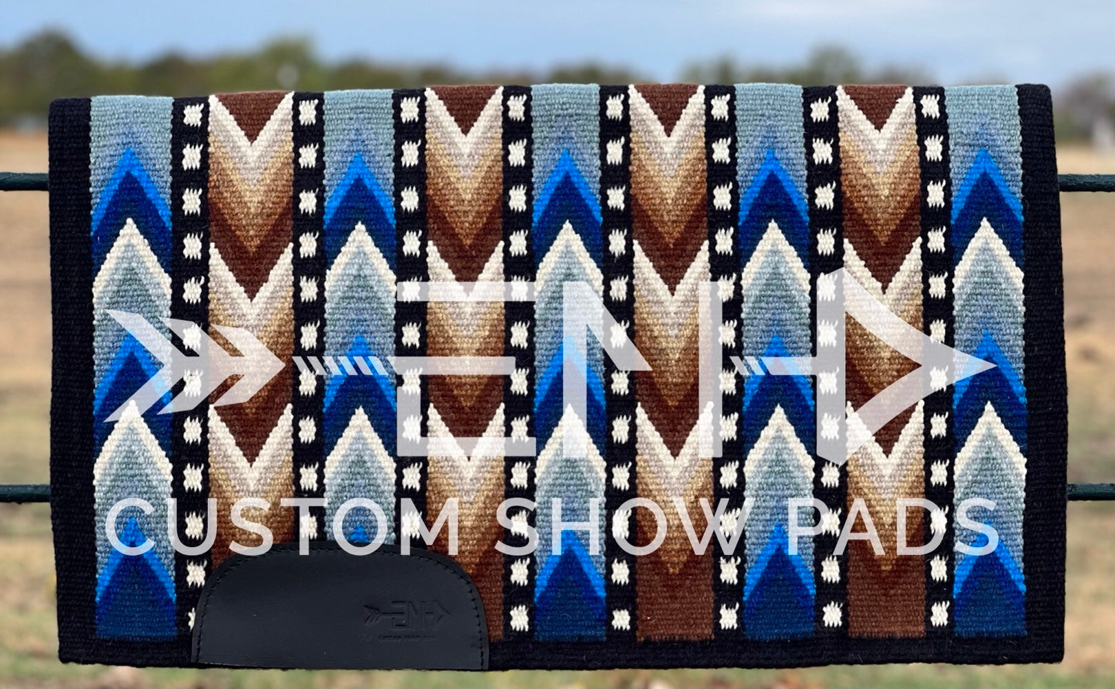 Saddle up – EM Custom Show Pads