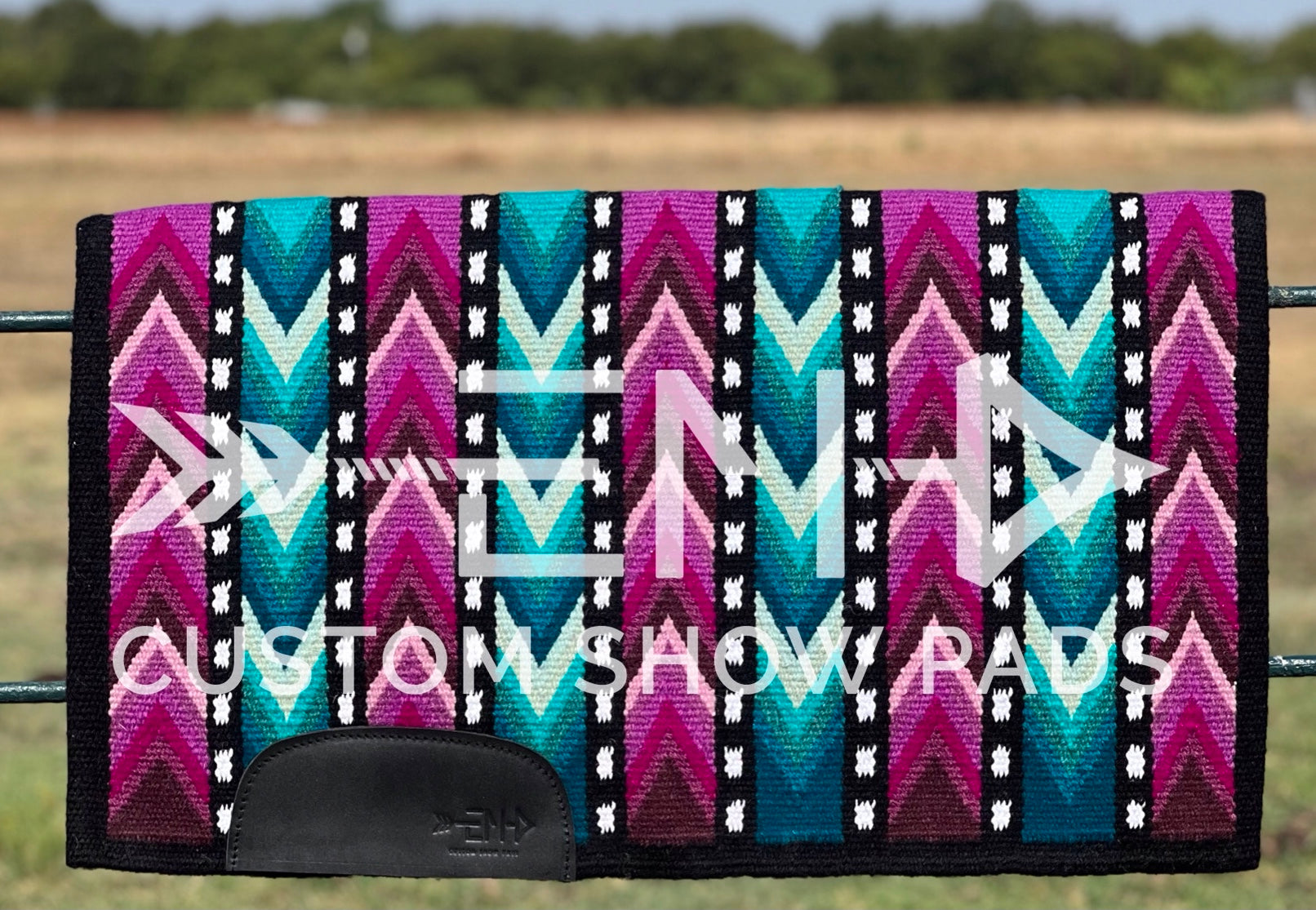 Beach babe (ranch pad) – EM Custom Show Pads