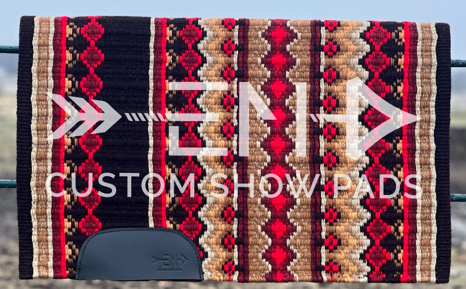 Breaking hearts – EM Custom Show Pads