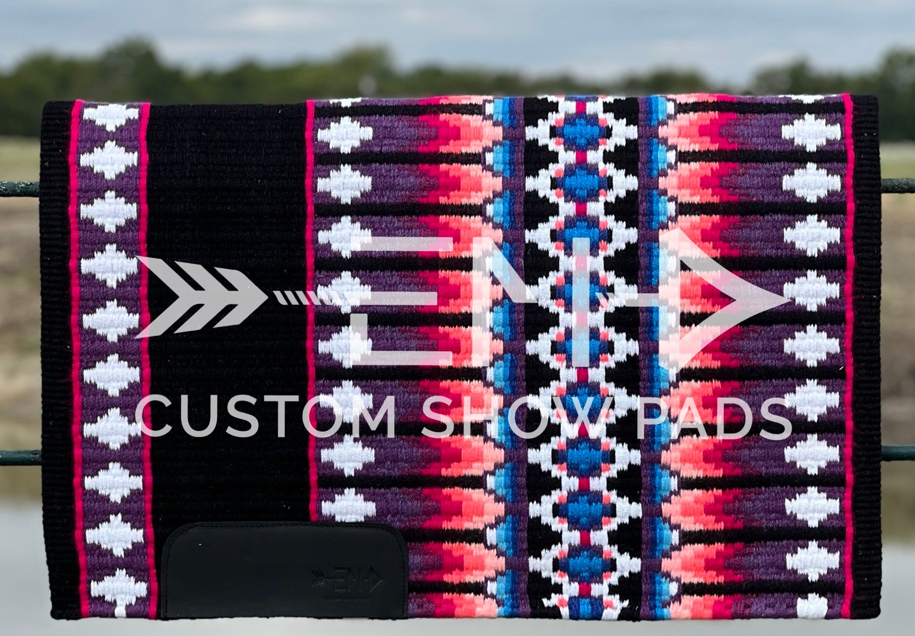 High expectations – EM Custom Show Pads